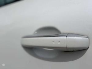 White Renault Espace 2017 in Taurage, with an engine capacity of 1.60 L and mileage of 180 thousand km for 9499 €, photo 11 on AUTOMOTO.COM.LV