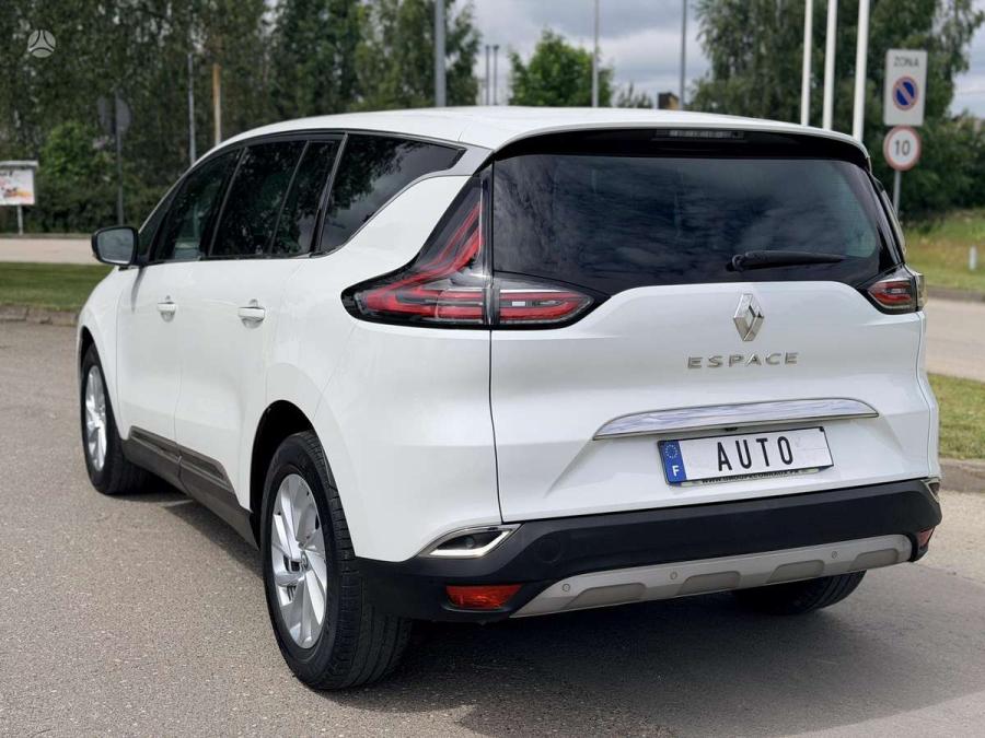 White Renault Espace 2017 in Taurage, with an engine capacity of 1.60 L and mileage of 180 thousand km for 9499 €, photo 12 on AUTOMOTO.COM.LV