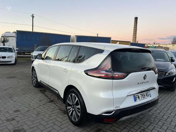 White Renault Espace 2020 in Taurage, with an engine capacity of 2.00 L and mileage of 300 thousand km for 11400 €, photo 4 on AUTOMOTO.COM.LV