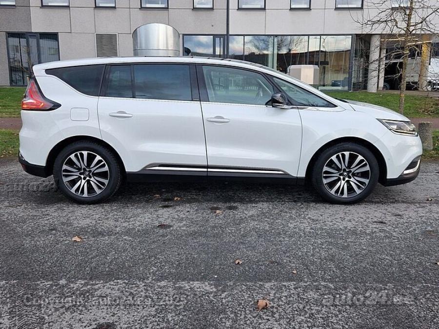 Balts Renault Espace 2016 Tallina, ar dzinēja tilpumu 1.60 L un nobraukumu 128 tūkst. km par 13990 €, foto 5 vietnē AUTOMOTO.COM.LV