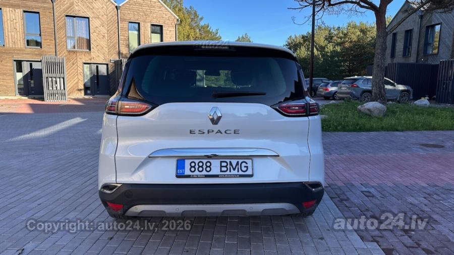 White Renault Espace 2017 in Tallinn, with an engine capacity of 1.80 L and mileage of 102 thousand km for 18400 €, photo 5 on AUTOMOTO.COM.LV