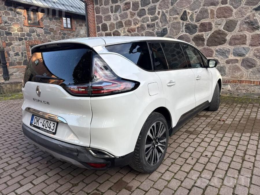 White Renault Espace 2018 in Riga, with an engine capacity of 1.60 L and mileage of 247 thousand km for 11900 €, photo 7 on AUTOMOTO.COM.LV