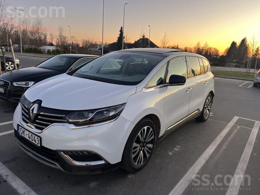 White Renault Espace 2018 in Riga, with an engine capacity of 1.60 L and mileage of 247 thousand km for 11900 €, photo 12 on AUTOMOTO.COM.LV