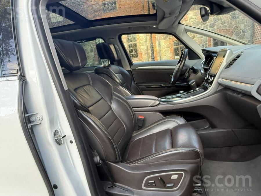White Renault Espace 2018 in Riga, with an engine capacity of 1.60 L and mileage of 247 thousand km for 11900 €, photo 15 on AUTOMOTO.COM.LV