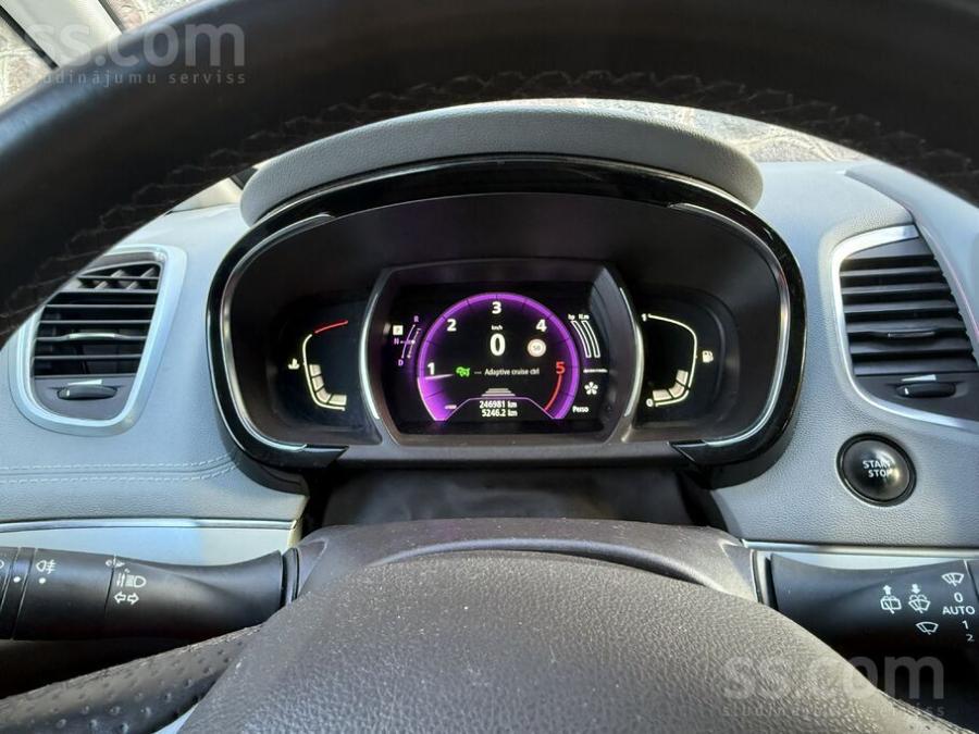 White Renault Espace 2018 in Riga, with an engine capacity of 1.60 L and mileage of 247 thousand km for 11900 €, photo 23 on AUTOMOTO.COM.LV