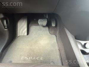 White Renault Espace 2018 in Riga, with an engine capacity of 1.60 L and mileage of 247 thousand km for 11900 €, photo 27 on AUTOMOTO.COM.LV