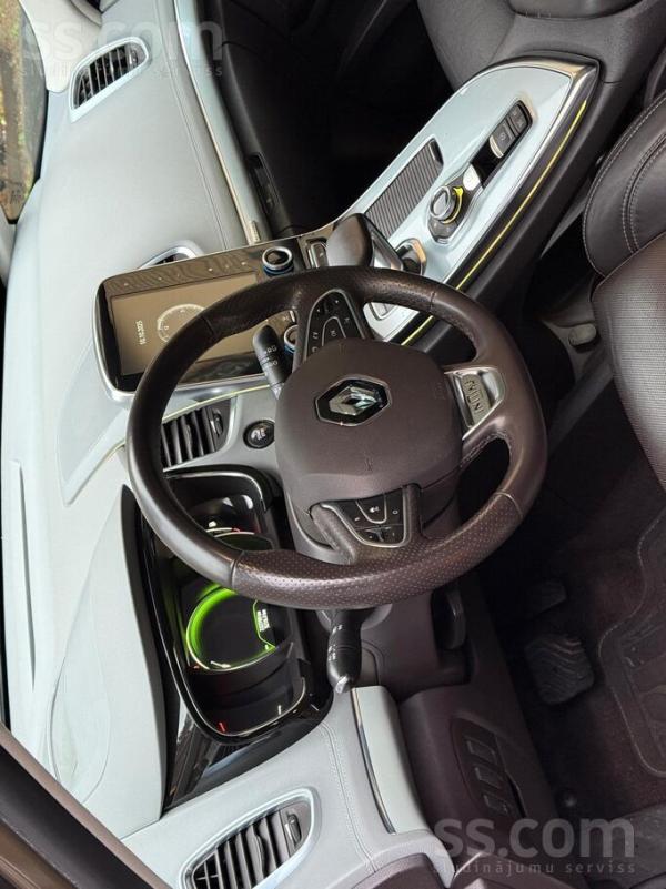 Dzeltens Renault Espace 2015 Daugavpils, ar dzinēja tilpumu 1.60 L un nobraukumu 223 tūkst. km par 10800 €, foto 11 vietnē AUTOMOTO.COM.LV