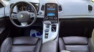 Yellow Renault Espace 2017 in Taurage, with an engine capacity of 1.60 L and mileage of 240 thousand km for 8100 €, photo 9 on AUTOMOTO.COM.LV