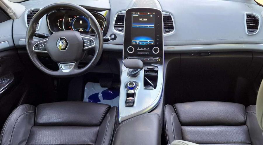 Yellow Renault Espace 2017 in Taurage, with an engine capacity of 1.60 L and mileage of 240 thousand km for 8100 €, photo 9 on AUTOMOTO.COM.LV