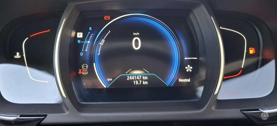 Yellow Renault Espace 2017 in Taurage, with an engine capacity of 1.60 L and mileage of 240 thousand km for 8100 €, photo 10 on AUTOMOTO.COM.LV