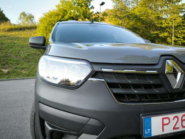 Grey Renault Express 2022 in Kaunas, with an engine capacity of 1.46 L and mileage of 28 thousand km for 10900 €, photo 11 on AUTOMOTO.COM.LV
