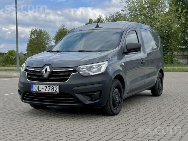 Grey Renault Express 2022 in Cesis, with an engine capacity of 1.50 L and mileage of 87 thousand km for 9500 €, photo 3 on AUTOMOTO.COM.LV