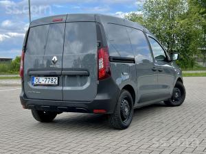 Pelēks Renault Express 2022 Cēsis, ar dzinēja tilpumu 1.50 L un nobraukumu 87 tūkst. km par 9500 €, foto 5 vietnē AUTOMOTO.COM.LV