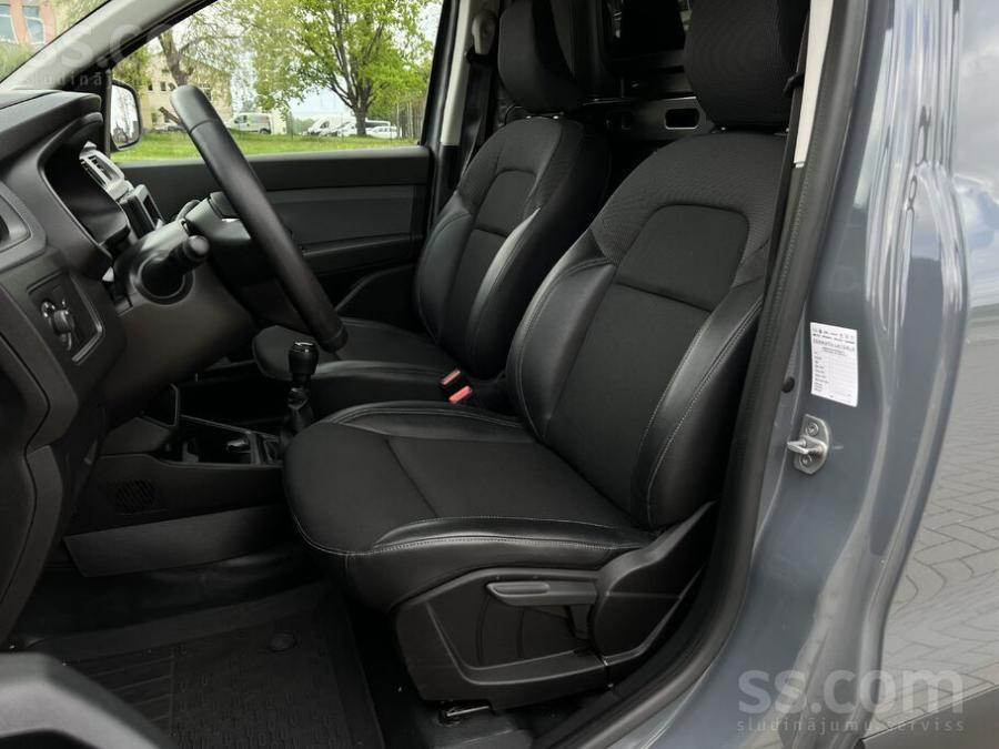 Pelēks Renault Express 2022 Cēsis, ar dzinēja tilpumu 1.50 L un nobraukumu 87 tūkst. km par 9500 €, foto 10 vietnē AUTOMOTO.COM.LV