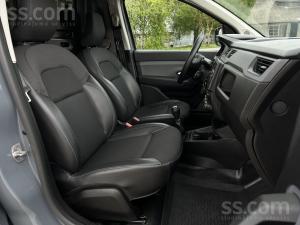 Pelēks Renault Express 2022 Cēsis, ar dzinēja tilpumu 1.50 L un nobraukumu 87 tūkst. km par 9500 €, foto 11 vietnē AUTOMOTO.COM.LV