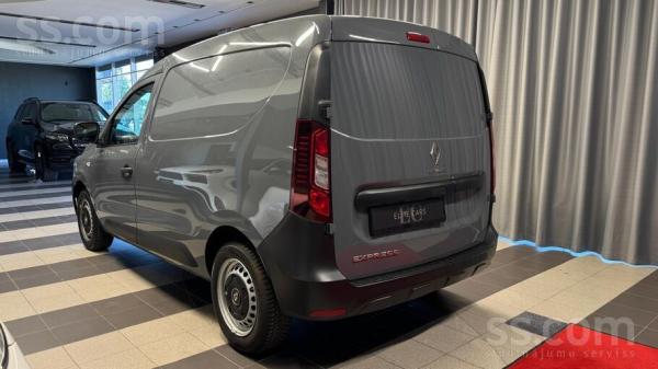 Grey Renault Express 2022 in Riga, with an engine capacity of 1.50 L and mileage of 71 thousand km for 10990 €, photo 6 on AUTOMOTO.COM.LV