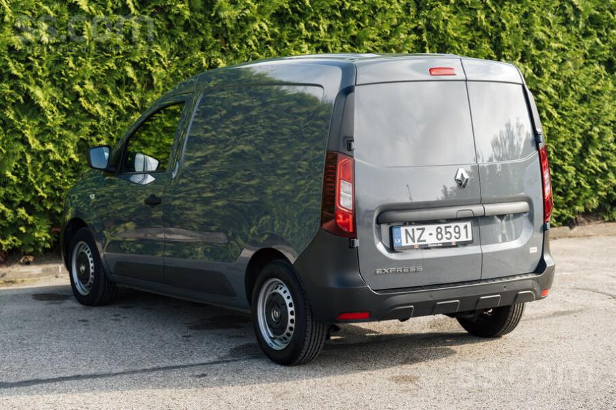 Grey Renault Express 2024 in Riga, with an engine capacity of 1.50 L and mileage of 36 thousand km for 14500 €, photo 10 on AUTOMOTO.COM.LV