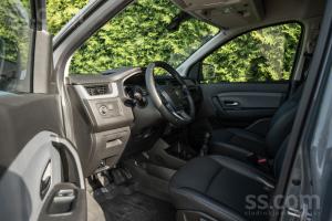 Grey Renault Express 2024 in Riga, with an engine capacity of 1.50 L and mileage of 36 thousand km for 14500 €, photo 12 on AUTOMOTO.COM.LV