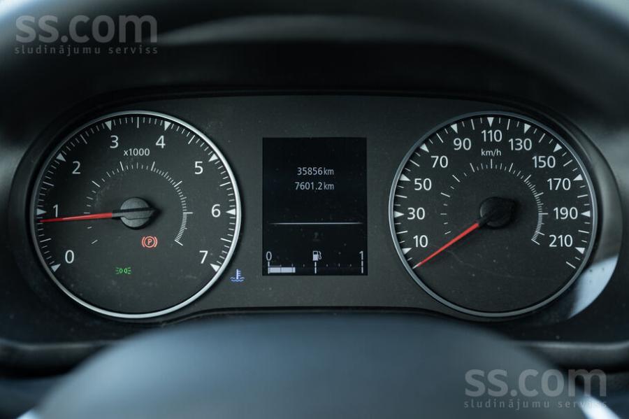 Grey Renault Express 2024 in Riga, with an engine capacity of 1.50 L and mileage of 36 thousand km for 14500 €, photo 22 on AUTOMOTO.COM.LV