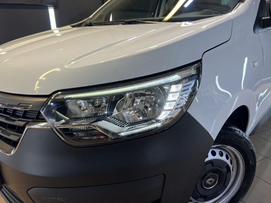 Renault Express 2023 Viļņa, ar dzinēja tilpumu 1.30 L un nobraukumu 49 tūkst. km par 11150 €, foto 4 vietnē AUTOMOTO.COM.LV