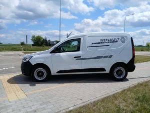 White Renault Express 2021 in Marijampole, with an engine capacity of 1.46 L and mileage of 124 thousand km for 8150 €, photo 5 on AUTOMOTO.COM.LV