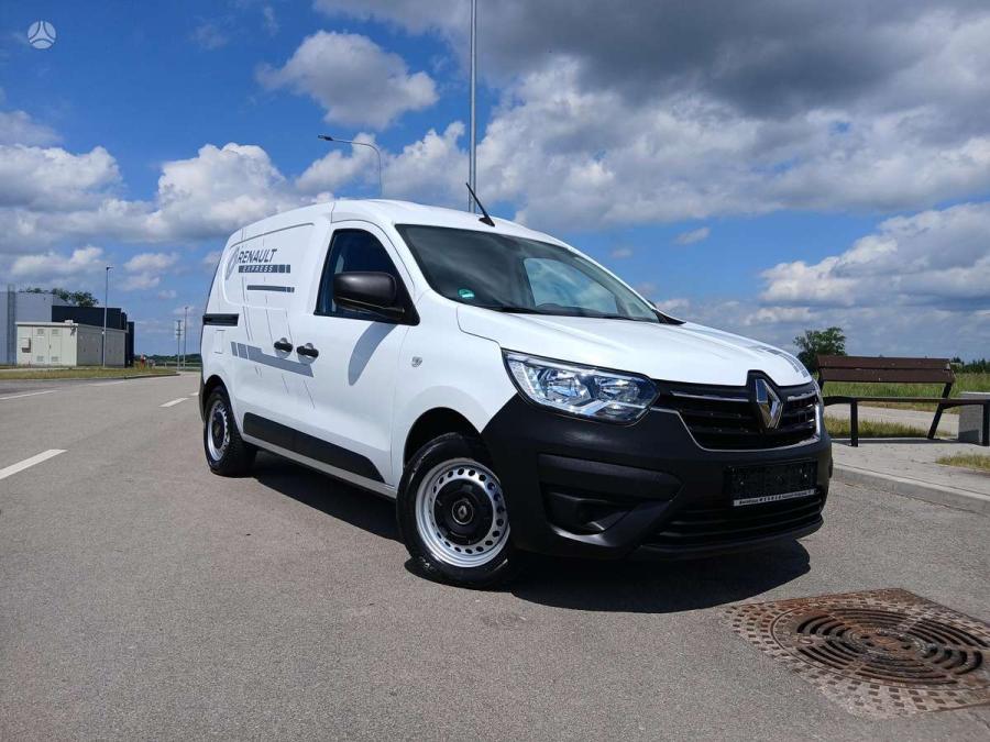 White Renault Express 2021 in Marijampole, with an engine capacity of 1.46 L and mileage of 124 thousand km for 8150 €, photo 6 on AUTOMOTO.COM.LV