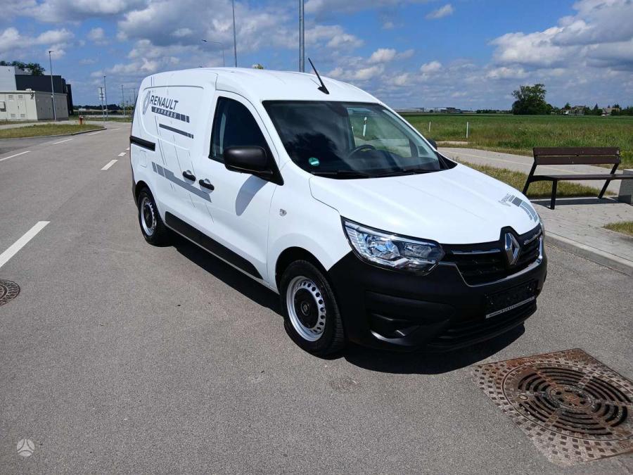 White Renault Express 2021 in Marijampole, with an engine capacity of 1.46 L and mileage of 124 thousand km for 8150 €, photo 9 on AUTOMOTO.COM.LV