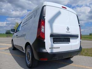 White Renault Express 2021 in Marijampole, with an engine capacity of 1.46 L and mileage of 124 thousand km for 8150 €, photo 17 on AUTOMOTO.COM.LV