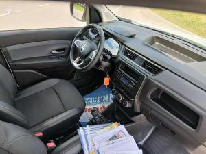 White Renault Express 2021 in Marijampole, with an engine capacity of 1.46 L and mileage of 124 thousand km for 8150 €, photo 26 on AUTOMOTO.COM.LV