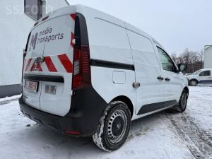 White Renault Express 2022 in Riga, with an engine capacity of 1.50 L and mileage of 74 thousand km for 9950 €, photo 4 on AUTOMOTO.COM.LV