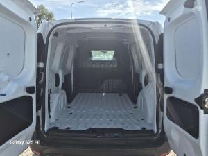 White Renault Express 2022 in Taurage, with an engine capacity of 1.30 L and mileage of 92 thousand km for 6413 €, photo 9 on AUTOMOTO.COM.LV