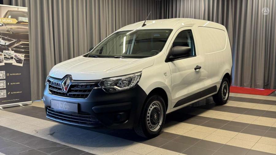 White Renault Express 2022 in Riga, with an engine capacity of 0.00 L and mileage of 67 thousand km for 10990 €, photo 1 on AUTOMOTO.COM.LV