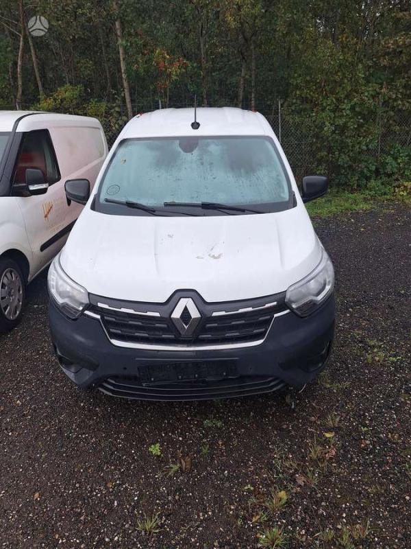 White Renault Express 2023 in Taurage, with an engine capacity of 1.50 L and mileage of 900 thousand km for 2700 €, photo 7 on AUTOMOTO.COM.LV