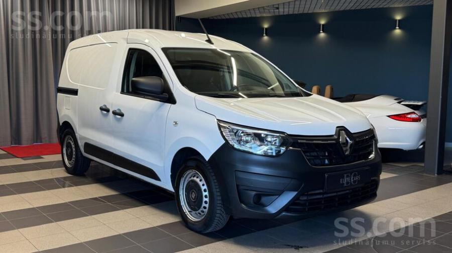 White Renault Express 2022 in Riga, with an engine capacity of 1.50 L and mileage of 67 thousand km for 10990 €, photo 6 on AUTOMOTO.COM.LV