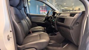 White Renault Express 2022 in Riga, with an engine capacity of 1.50 L and mileage of 67 thousand km for 10990 €, photo 12 on AUTOMOTO.COM.LV