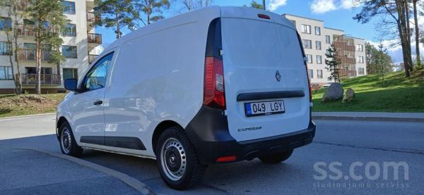 White Renault Express 2024 in Tallinn, with an engine capacity of 1.50 L and mileage of 57 thousand km for 13990 €, photo 7 on AUTOMOTO.COM.LV