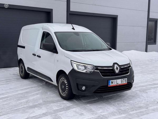White Renault Express 2022 in Vilnius, with an engine capacity of 1.46 L and mileage of 45 thousand km for 12500 €, photo 2 on AUTOMOTO.COM.LV