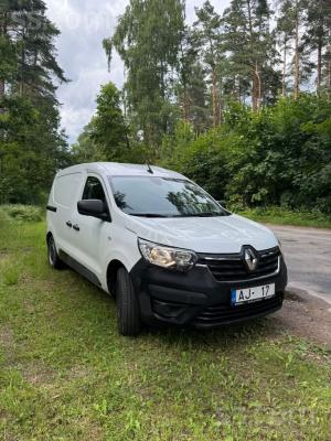 Balts Renault Express 2022 Rīga, ar dzinēja tilpumu 1.50 L un nobraukumu 41 tūkst. km par 10500 €, foto  vietnē AUTOMOTO.COM.LV
