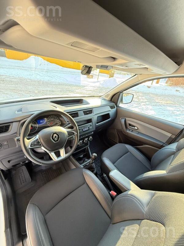 White Renault Express 2022 in Riga, with an engine capacity of 1.50 L and mileage of 41 thousand km for 10500 €, photo 3 on AUTOMOTO.COM.LV