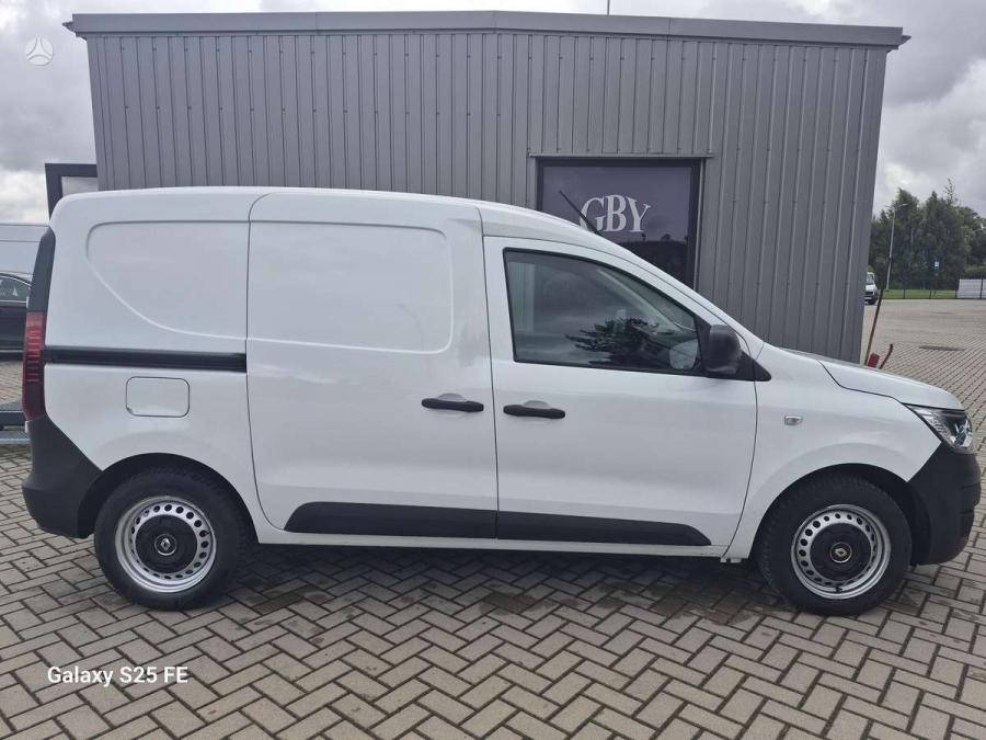 Balts Renault Express 2022 Tauragė, ar dzinēja tilpumu 1.33 L un nobraukumu 92 tūkst. km par 6800 €, foto 9 vietnē AUTOMOTO.COM.LV