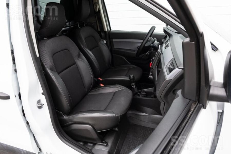 Balts Renault Express 2023 Rīga, ar dzinēja tilpumu 1.50 L un nobraukumu 38 tūkst. km par 12950 €, foto 7 vietnē AUTOMOTO.COM.LV