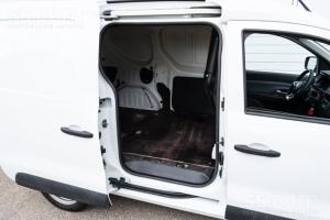 Balts Renault Express 2023 Rīga, ar dzinēja tilpumu 1.50 L un nobraukumu 38 tūkst. km par 12950 €, foto 8 vietnē AUTOMOTO.COM.LV