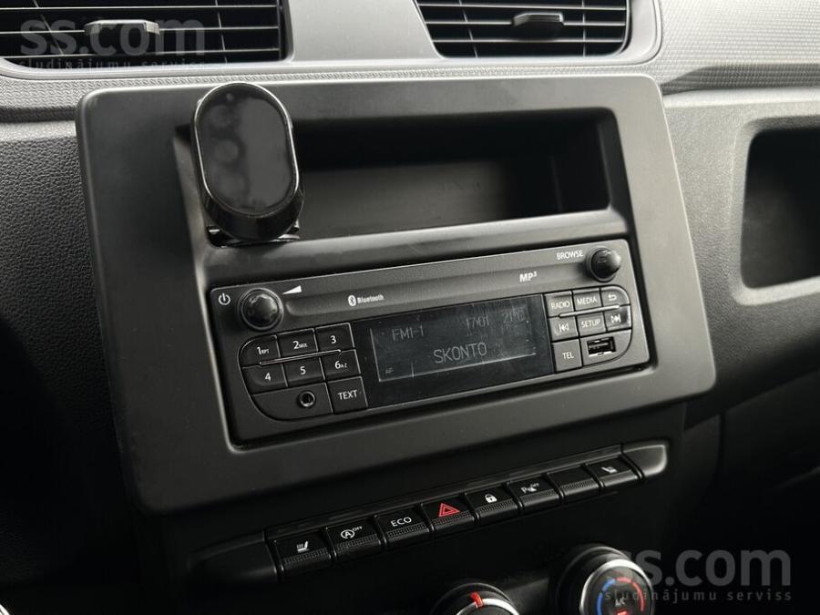 White Renault Express 2023 in Riga, with an engine capacity of 1.30 L and mileage of 118 thousand km for 14950 €, photo 10 on AUTOMOTO.COM.LV