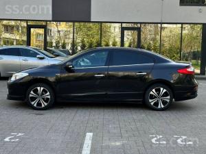 Melns Renault Fluence 2012 Rīga, ar dzinēja tilpumu 2.00 L un nobraukumu 318 tūkst. km par 3500 €, foto 4 vietnē AUTOMOTO.COM.LV
