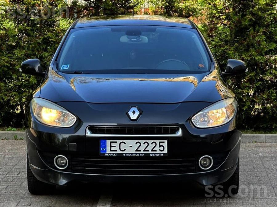 Melns Renault Fluence 2012 Rīga, ar dzinēja tilpumu 2.00 L un nobraukumu 318 tūkst. km par 3500 €, foto 6 vietnē AUTOMOTO.COM.LV