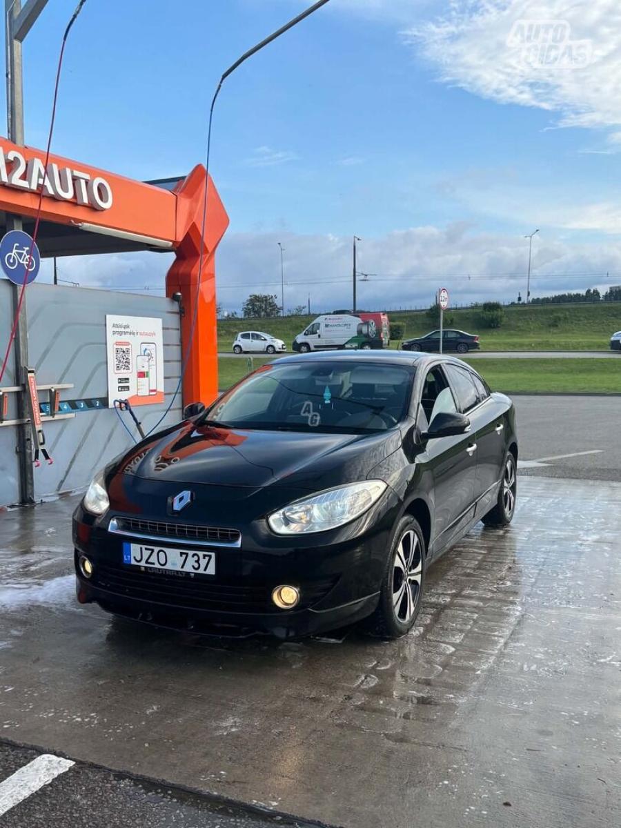 Black Renault Fluence 2012 in Vilnius, with an engine capacity of 1.50 L and mileage of 325 thousand km for 1850 €, photo 3 on AUTOMOTO.COM.LV