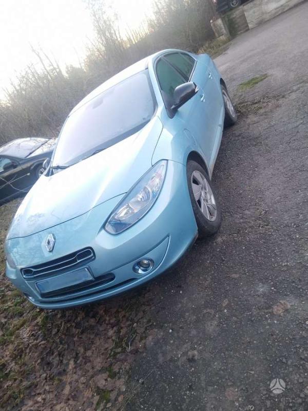 Blue Renault Fluence 2012 in Kedainiai, with an engine capacity of 0.00 L and mileage of 102 thousand km for 4200 €, photo 2 on AUTOMOTO.COM.LV