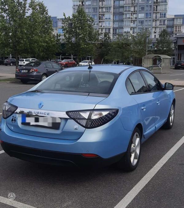 Blue Renault Fluence 2012 in Vilnius, with an engine capacity of 0.00 L and mileage of 103 thousand km for 3200 €, photo 3 on AUTOMOTO.COM.LV