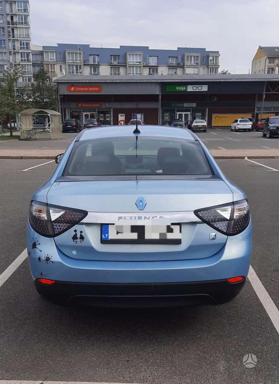Zils Renault Fluence 2012 Viļņa, ar dzinēja tilpumu 0.00 L un nobraukumu 103 tūkst. km par 3200 €, foto 7 vietnē AUTOMOTO.COM.LV