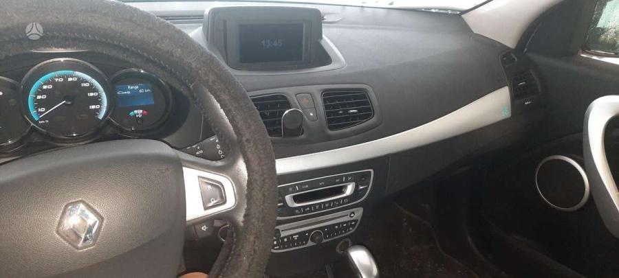 Zils Renault Fluence 2012 Viļņa, ar dzinēja tilpumu 0.00 L un nobraukumu 103 tūkst. km par 3200 €, foto 8 vietnē AUTOMOTO.COM.LV